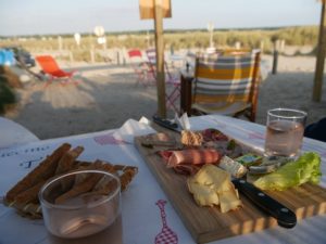 Die schönsten Strandbars der Normandie